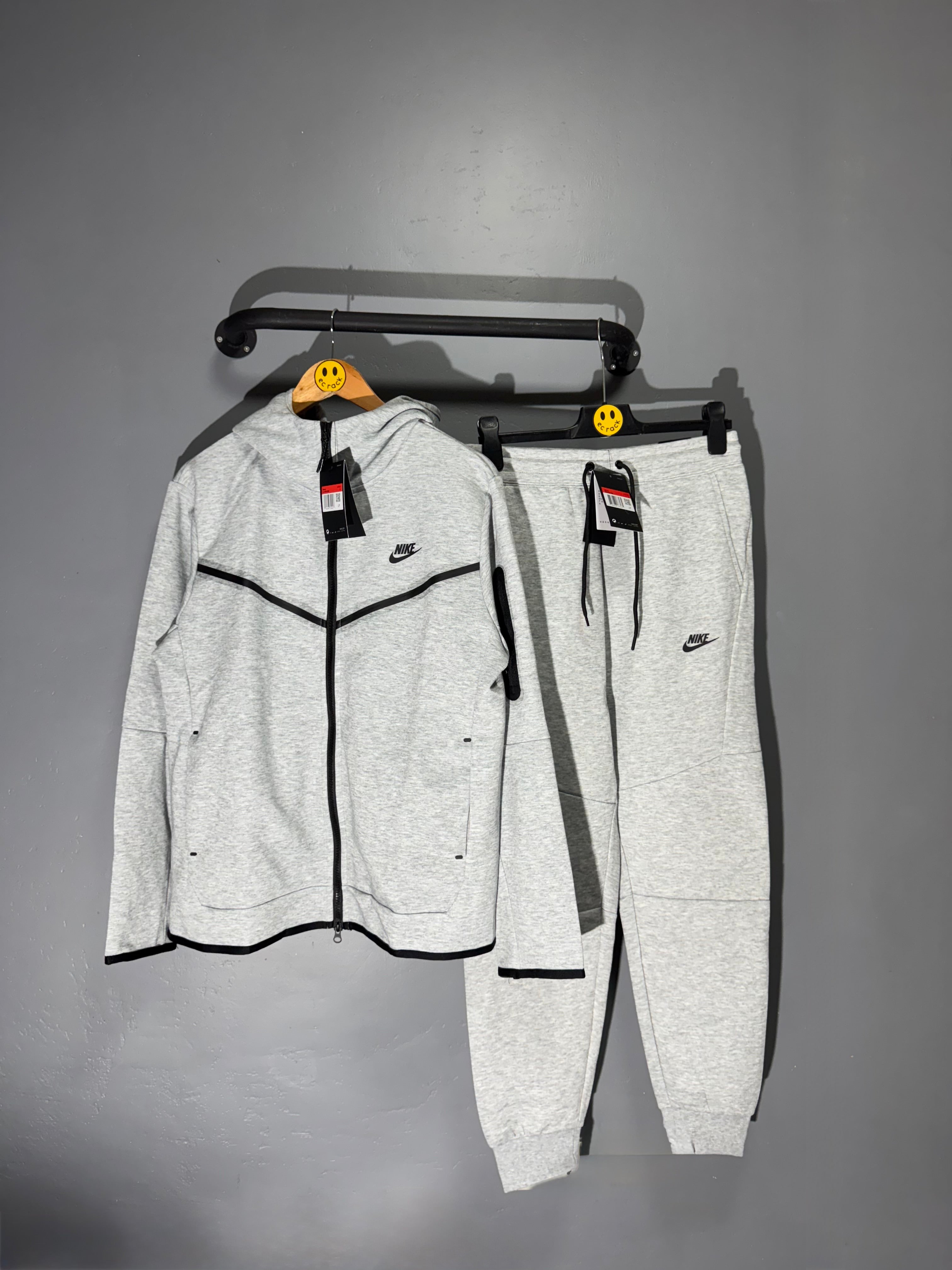 [New] Nike Tech Fleece Suit (Gray) – EC RACK